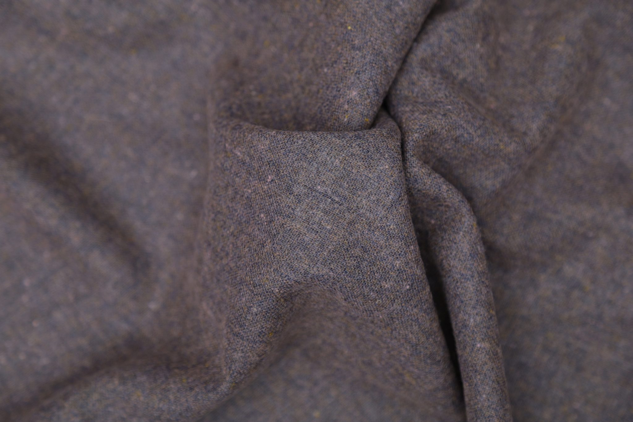 BANNU WOOL KEEN SMALL CHECK - Abbas Cloth House