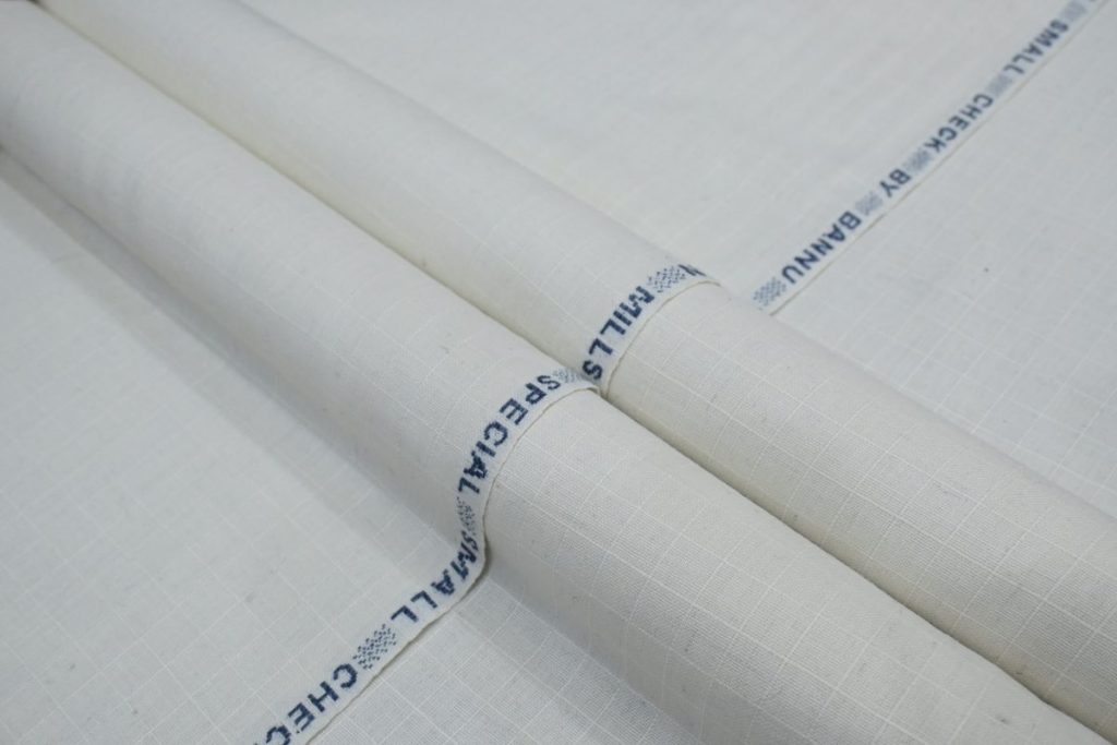 Bannu Wool Colour # KSC-01 - Abbas Cloth House