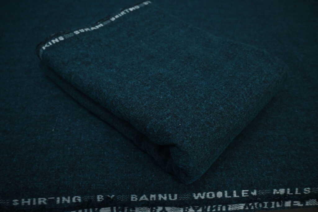 Bannu Wool Colour # KLG-2910 - Abbas Cloth House